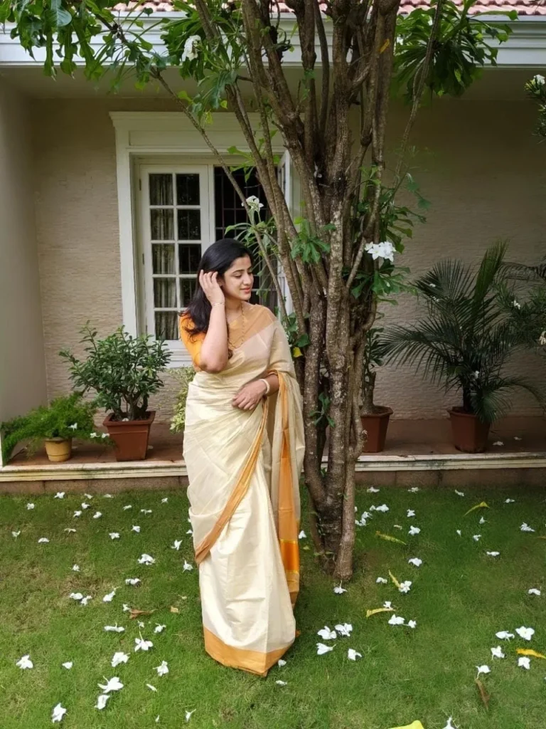 TISSUE SAREE -Neenu swag -PS-583 - Saanshi Handloom